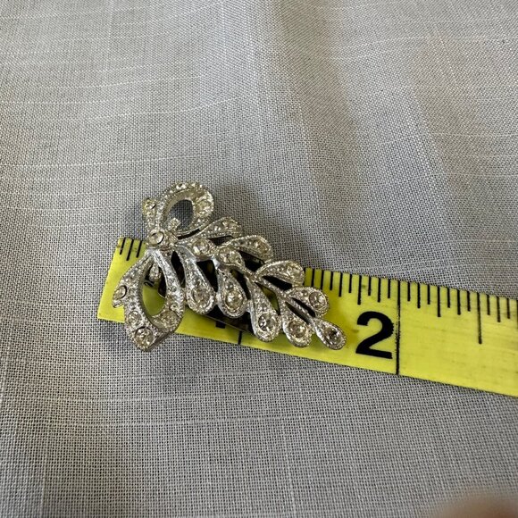 Jewelry | Vintage Art Nouveau Rhinestone Dress Clip With Leaf Spray ...